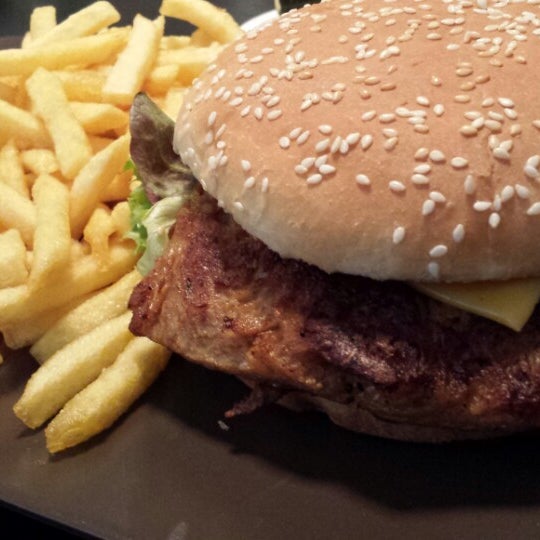 kAffé dAdA - Vegan and Vegetarian Restaurant