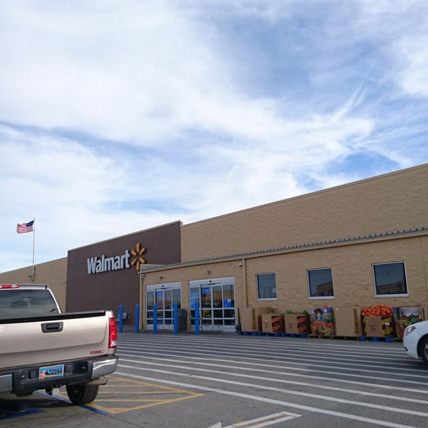 Walmart Supercenter - 2 tips from 166 visitors