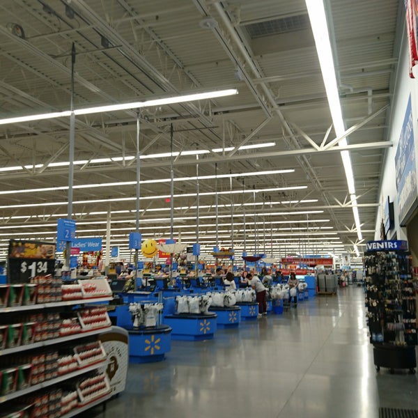 Walmart Supercenter - 1450 North 2nd East