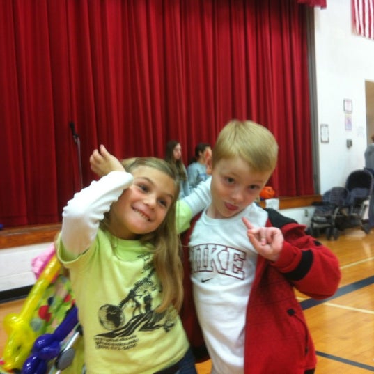 Summit View Elementary - 67 visitors