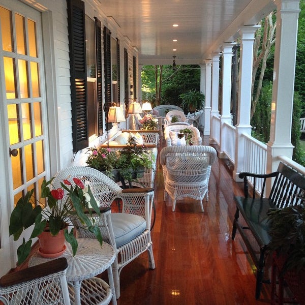 Hob Knob Inn Edgartown - 128 Main Street