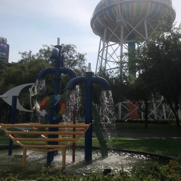高雄大水塔 Running Water Park