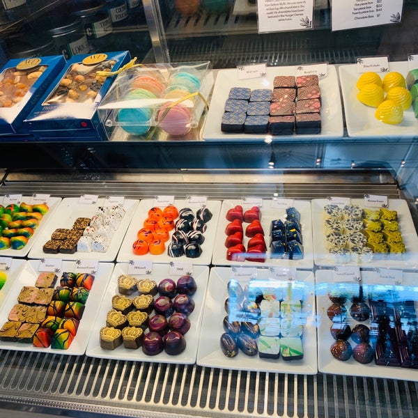 TeBella Tea Company - Davis Islands - 9 tips