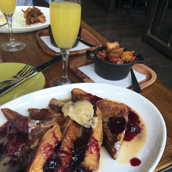 Due South - Navy Yard - 25 tips from 1249 visitors