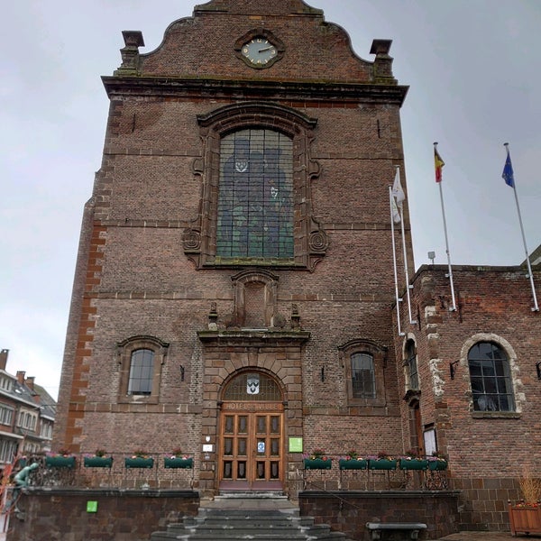 Maison Communale De Wavre | Ventana Blog