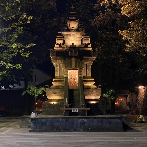 Gereja dan Candi Hati Kudus Tuhan Yesus Ganjuran - Church in Bantul