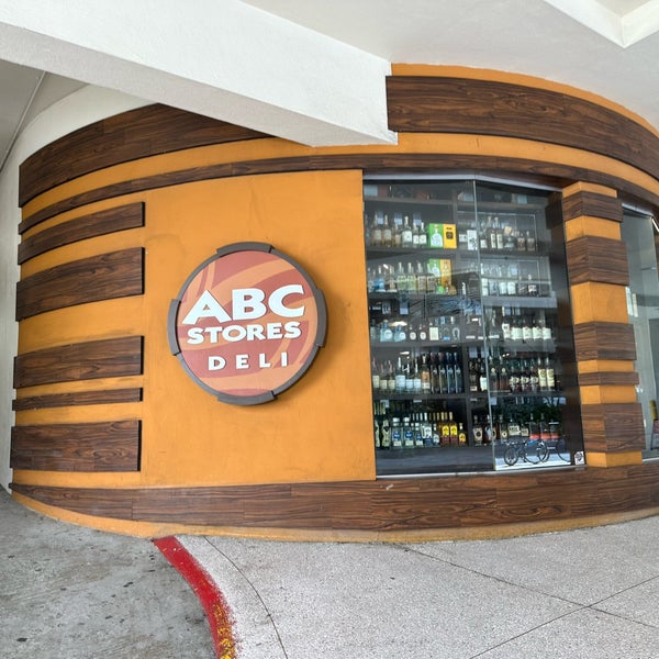 ABC Stores #38 - Convenience Store in Waikiki