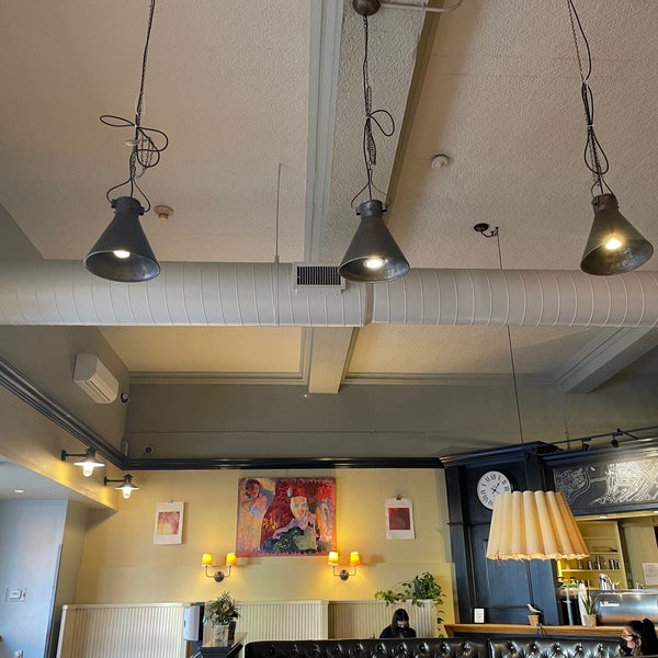 Pavement Coffeehouse - Coffee Shop in Boston