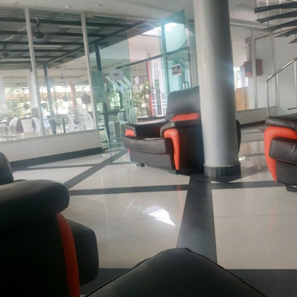 UPM Golf Club - Golf Course