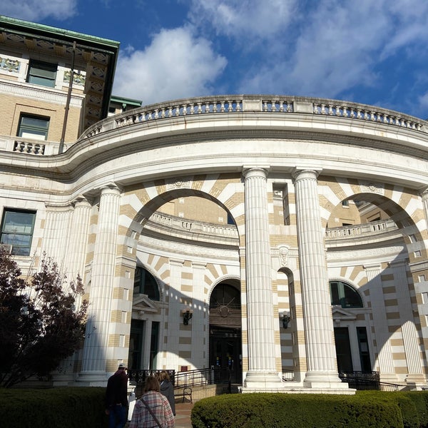 Margaret Morrison Carnegie Hall - College Arts Building in Pittsburgh