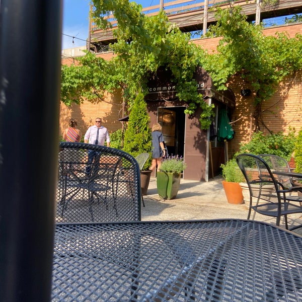 Uncommon Ground - New American Restaurant in Chicago