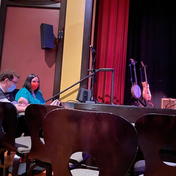 Gary & Laura Maurer Concert Hall - Ravenswood - Chicago, IL