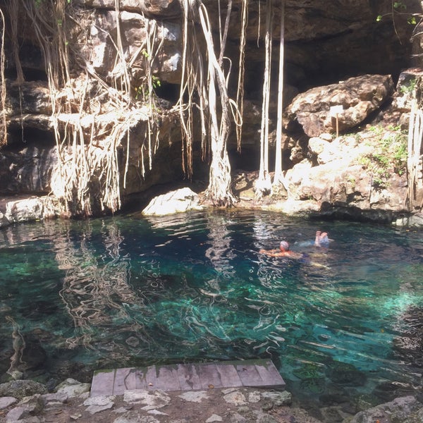 Cenote X'batun