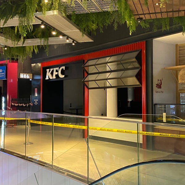 KFC - 17 visitors