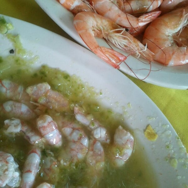 El bigotes Mariscos - Seafood Restaurant