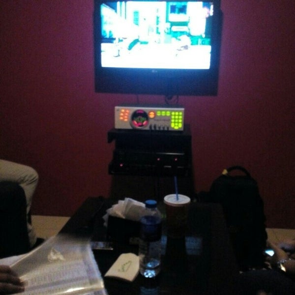 Turtle's Family KTV - Karaoke Bar in West Triangle