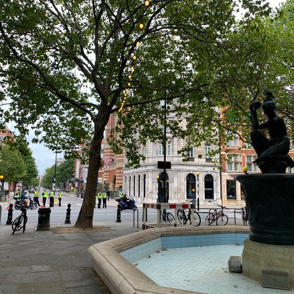 Photos at Sloane Square - Plaza in London