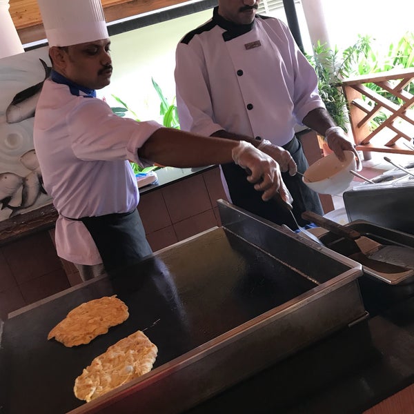 Maaniya Restaurant - 5 tips from 225 visitors