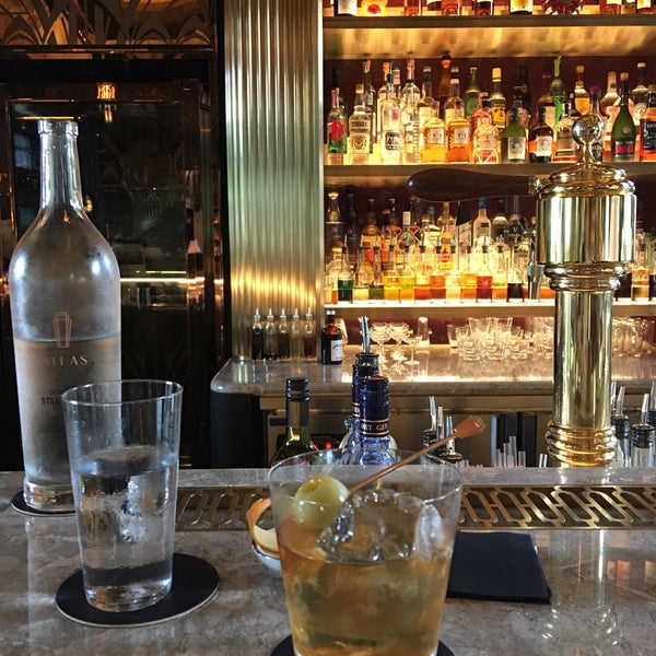 ATLAS Bar - Downtown Core - 90 tips from 2401 visitors