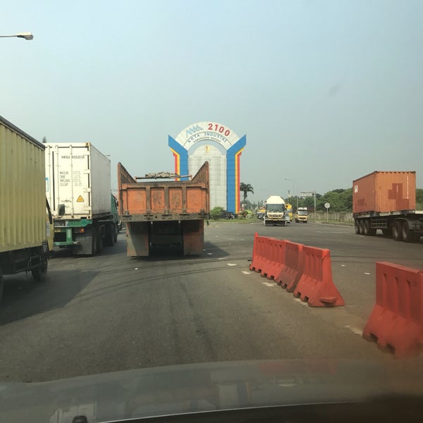 Kawasan Industri MM2100 - Factory