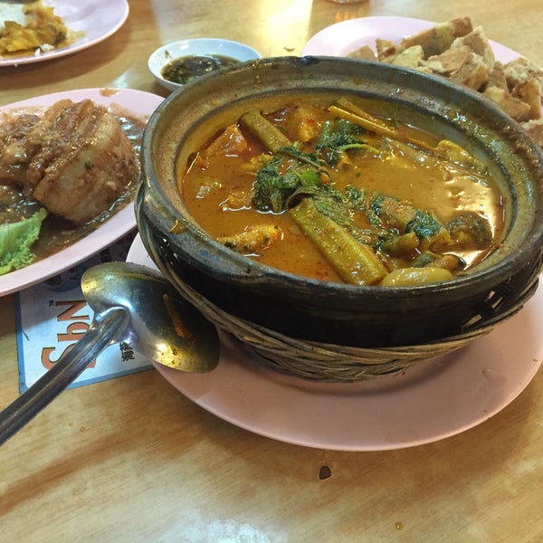 Photos at Thiam Seng Restaurant 添成海鲜饭店 - 11 tips