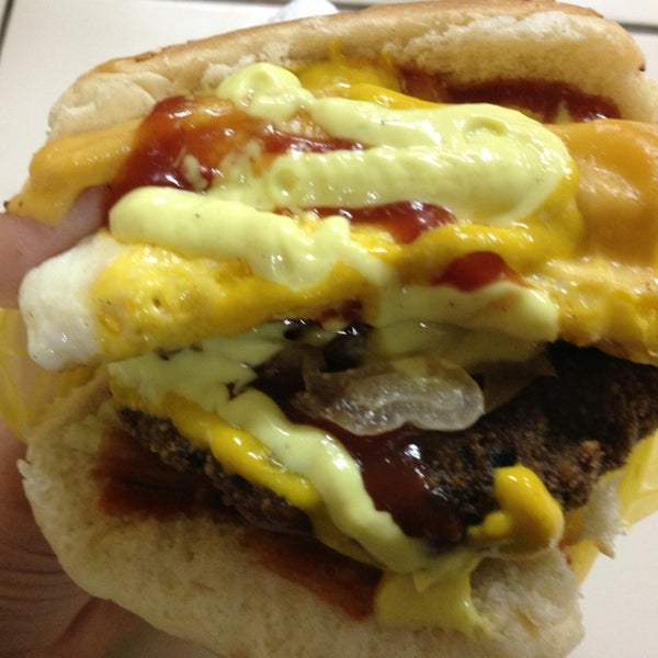 Sanduche El Bigote - Fast Food Restaurant in Urdesa