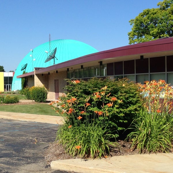 Longway Planetarium - Planetarium