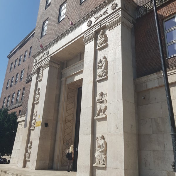 BME R épület - College Academic Building in Budapest