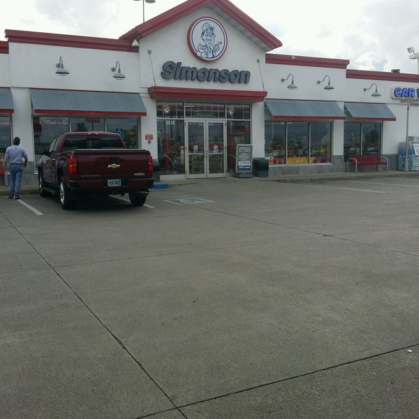 Simonson Station Store - Village West - 3810 Main Ave