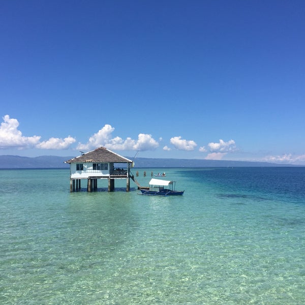 Manjuyod White Sandbar - Island in Manjuyod