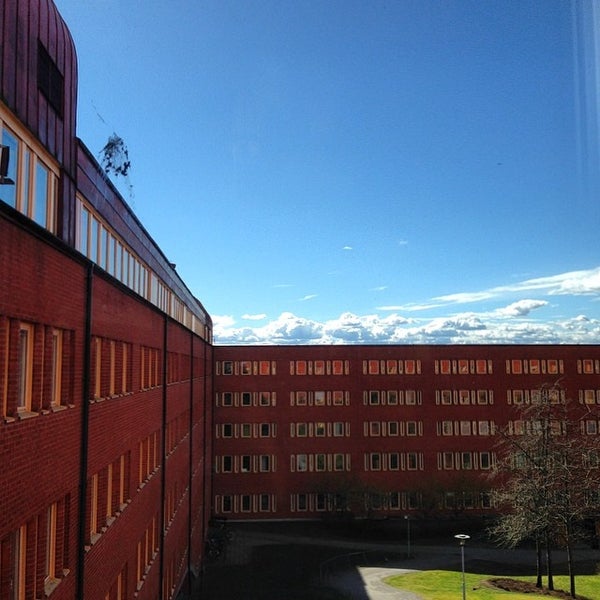 Ericsson building 30 - 3 tips from 141 visitors