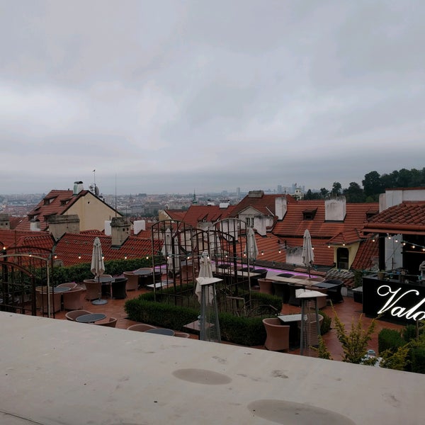 Valoria Castle & Garden Restaurant - Hradčany - Praha, Hlavní město Praha