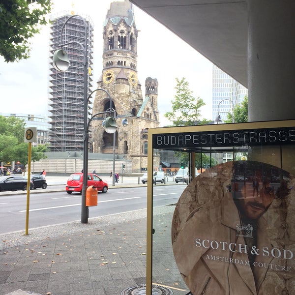 Budapester Straße - Road in Berlin