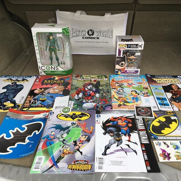 Earthworld Comics - Bookstore