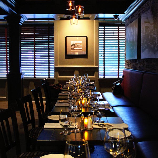 Vale Bar & Grill - 2 tips from 135 visitors