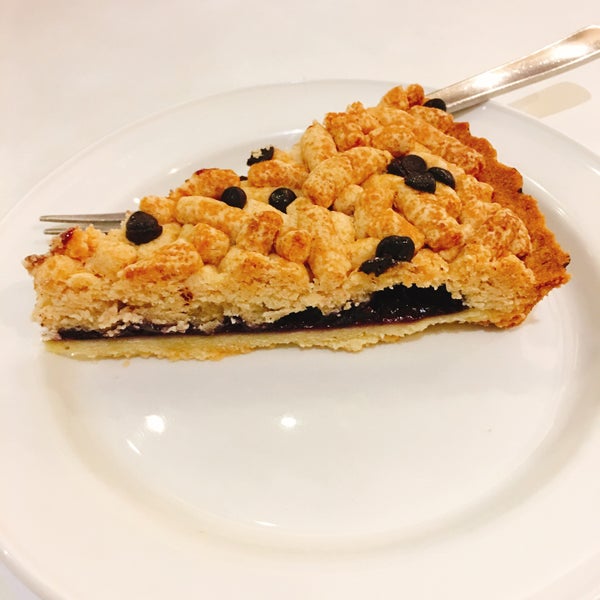 Hanis Cafe & Bakery (Now Closed) - Halal Restaurant in Heritage District