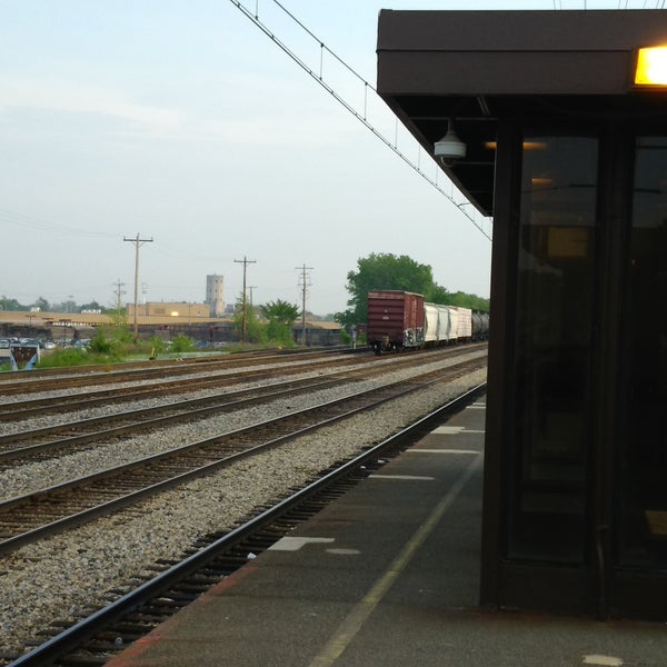Metra - 147th Street (Sibley Boulevard) - Rail Station in Harvey