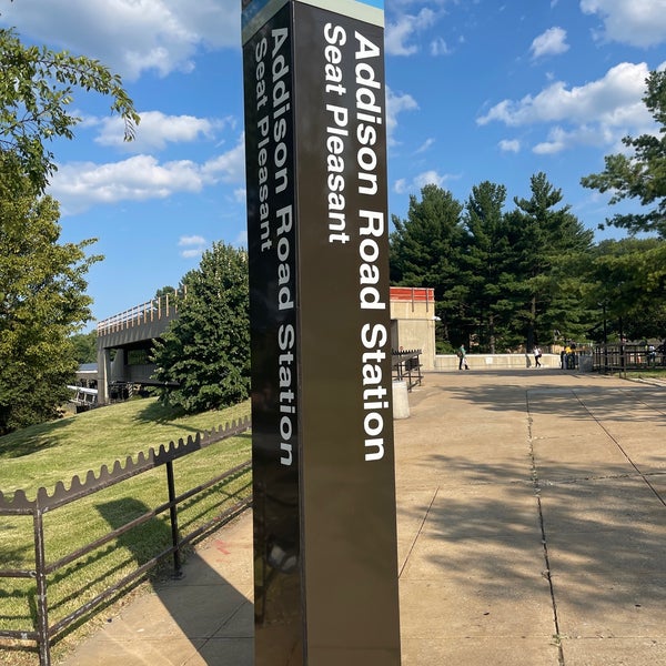 Photos at Addison Road-Seat Pleasant Metro Station - Metro Station in ...