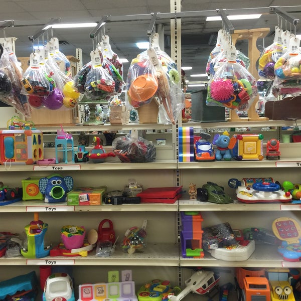 Photos at Unique Thrift Store - 10 tips from 677 visitors