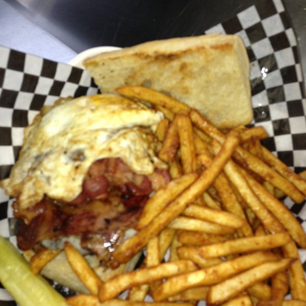 Scotland Yard Pub (Now Closed) - Central Business District - 187 Saint ...