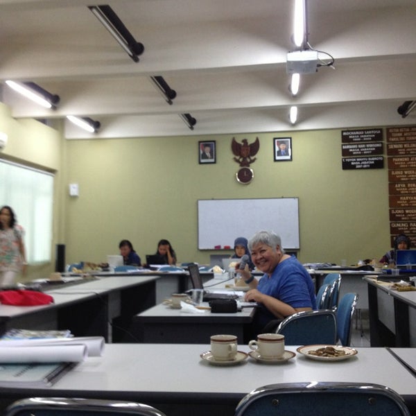 Ruang Sidang Arsitektur UGM - Jl. Grafika no.2