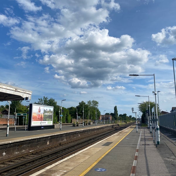 Horley Railway Station (HOR) - Horley, Surrey