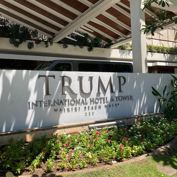 Photos at Trump® International Hotel Waikiki - Waikiki - Honolulu, HI