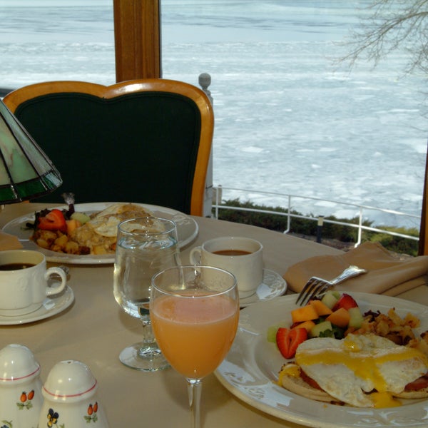 The Grandview Restaurant and Lounge - 4 tips from 151 visitors