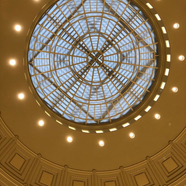 Photos at MIT Barker Engineering Library (10-500) - College Library in MIT