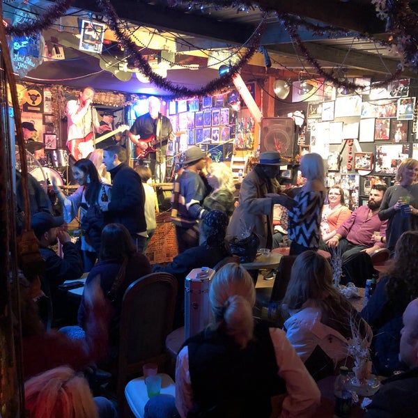 Gip's Juke Joint - Music Venue