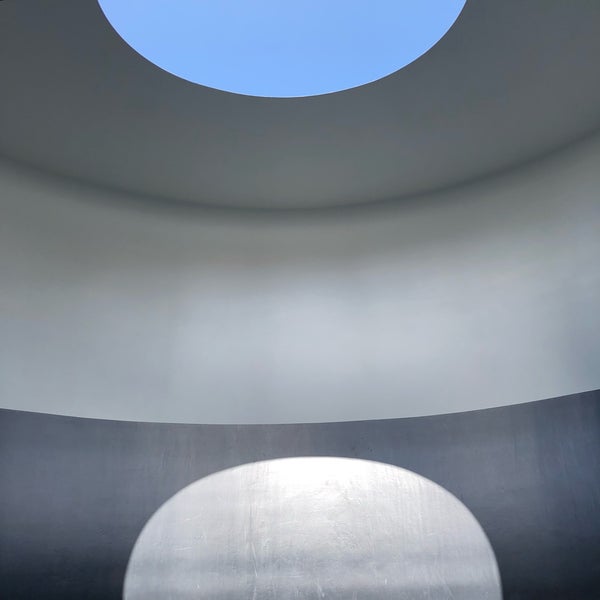 Photos at The Color Inside (Turrell Skyspace) - University of Texas ...