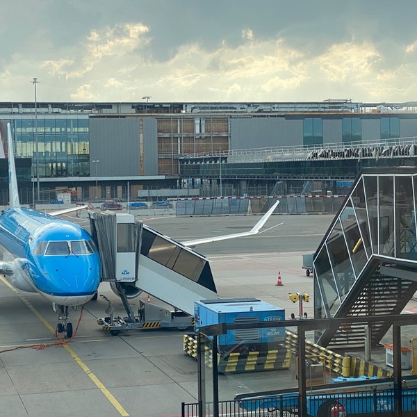 Gate B20 - Airport Gate in Schiphol