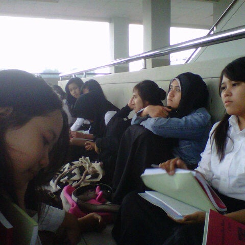 Kampus bersih LPKIA - 2 tips