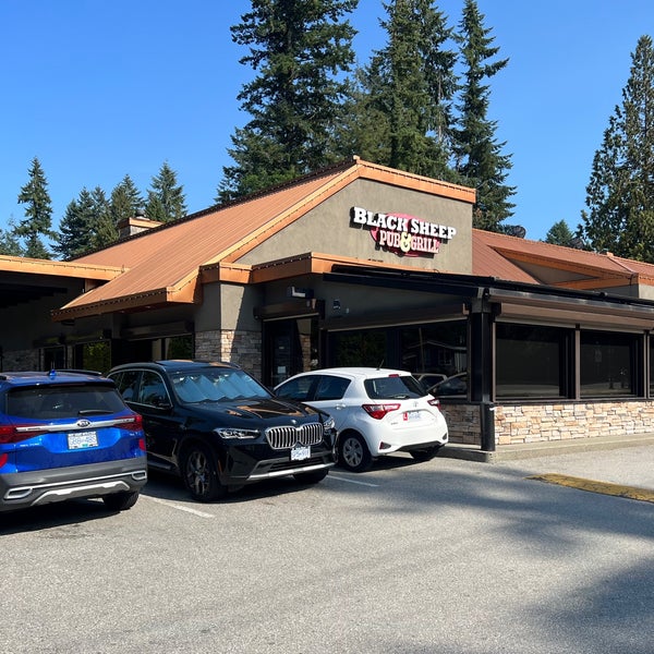 Black Sheep Pub & Grill - Pub in Maple Ridge